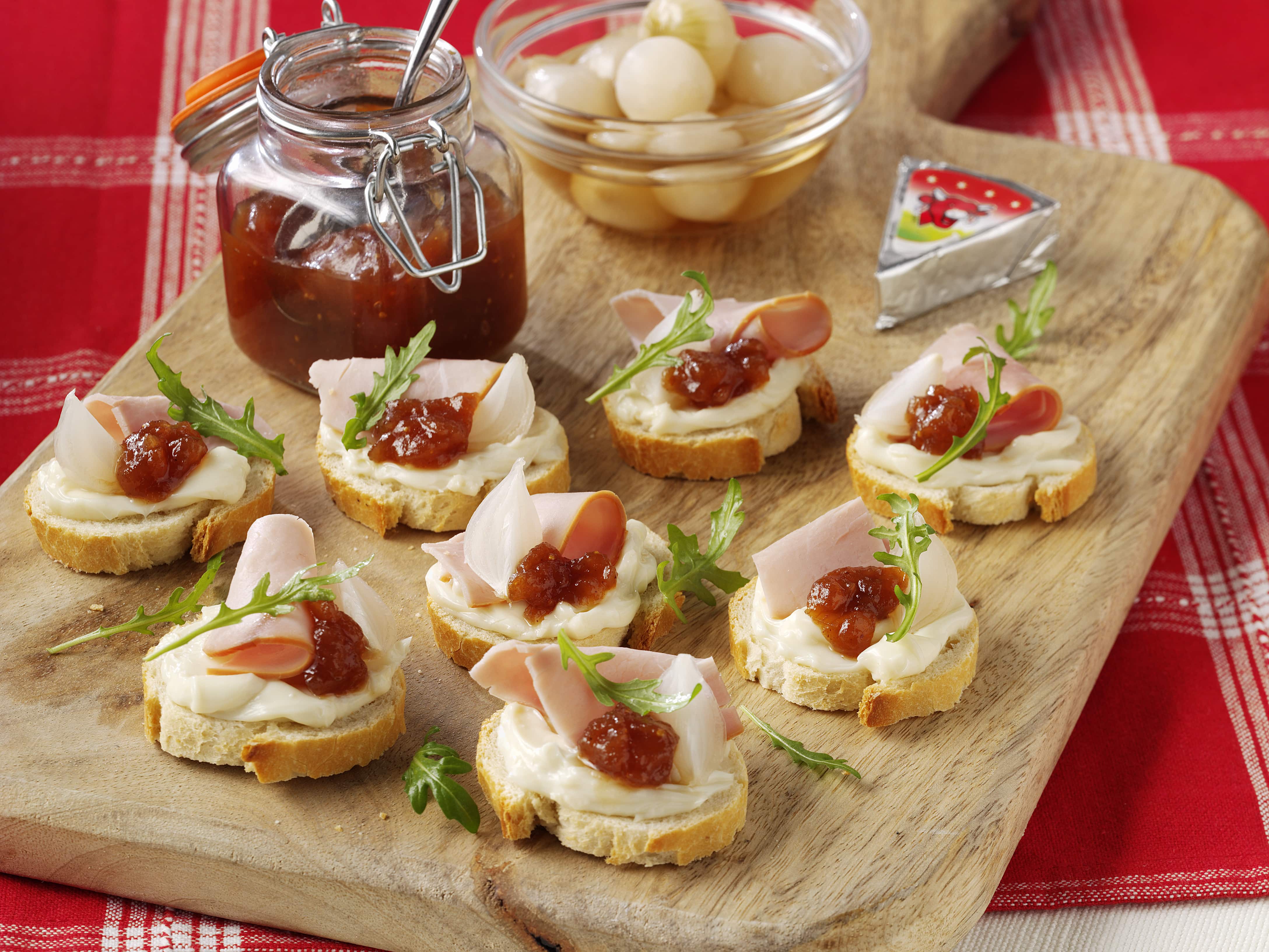 Ploughman's Lunch Appetizers | Snack Recipes by The Laughing Cow